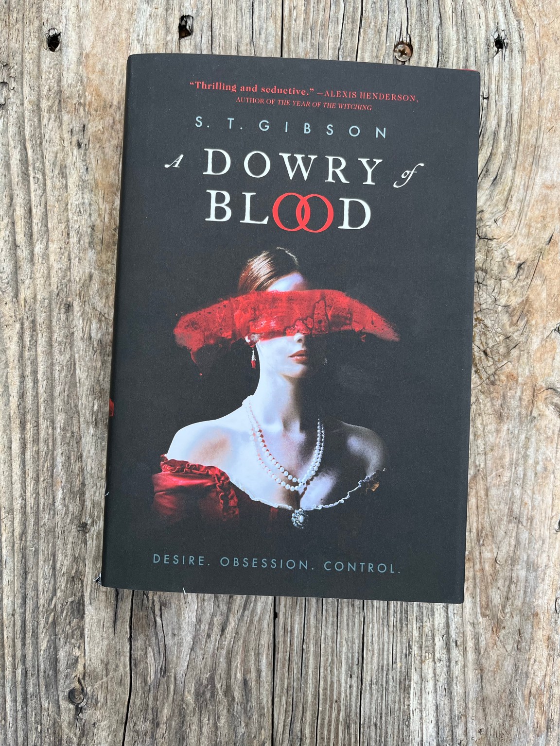 A Dowry of Blood Review - Wildwood Reads
