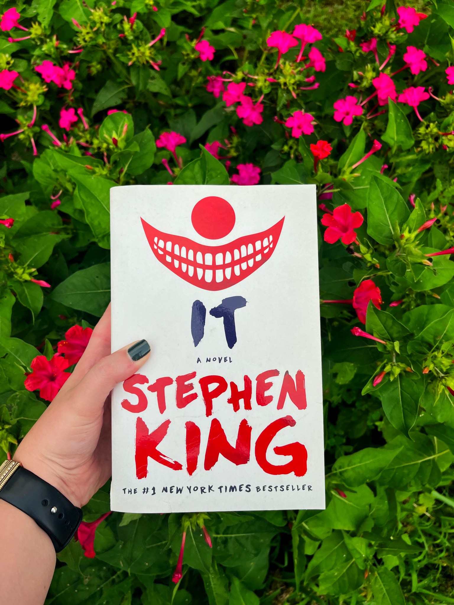 Summertime Horror Book Recommendations - Wildwood Reads