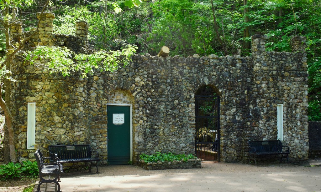 Visiting Rolater Park In Cave Spring, Georgia - Wildwood Reads